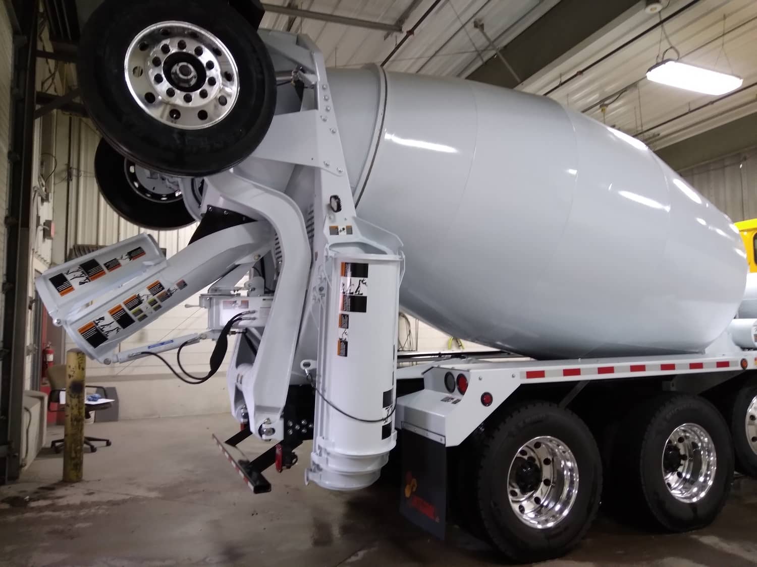 Concrete Truck Mixer - Products - Integral dx