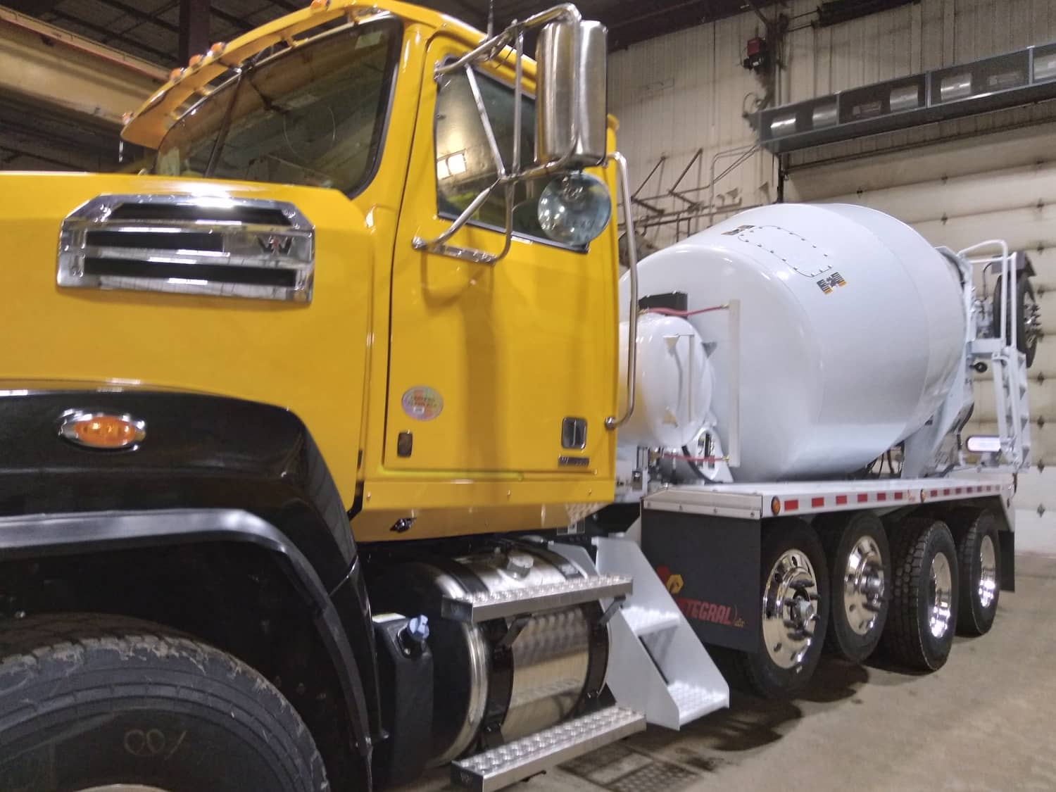 Concrete Truck Mixer - Products - Integral dx
